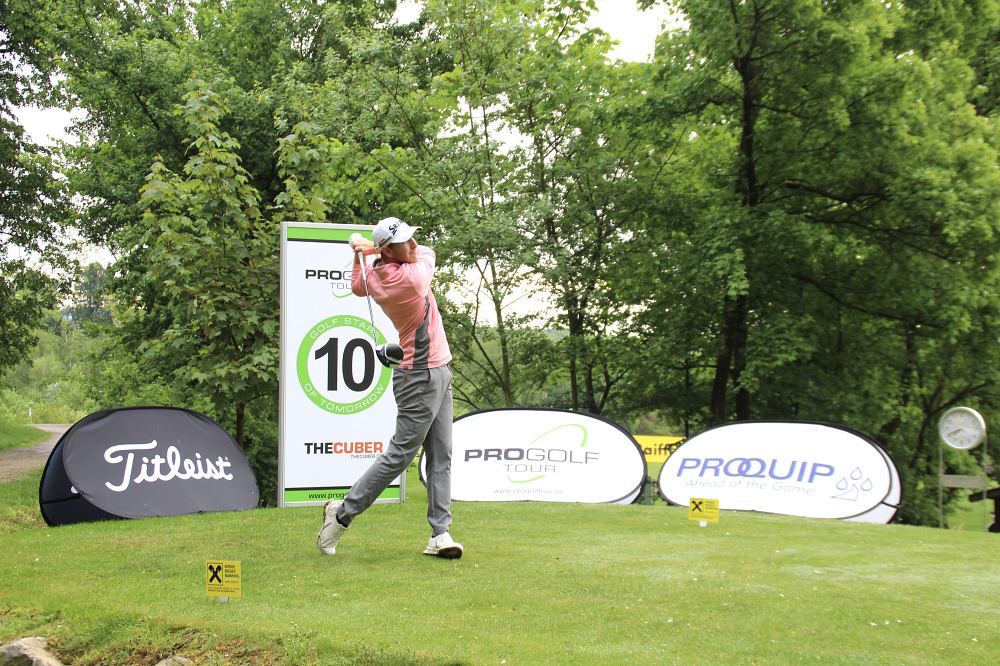 Pro Golf Tour - Golfstars of tomorrow - PGT (EN)